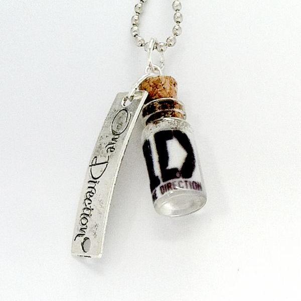 One Direction Necklace. on Luulla